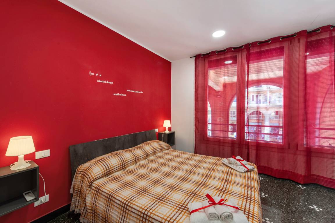 55 M² House ∙ 2 Bedrooms ∙ 5 Guests - Genoa