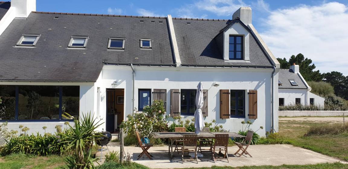 130 M² Gîte ∙ 5 Bedrooms ∙ 8 Guests - Bangor, France