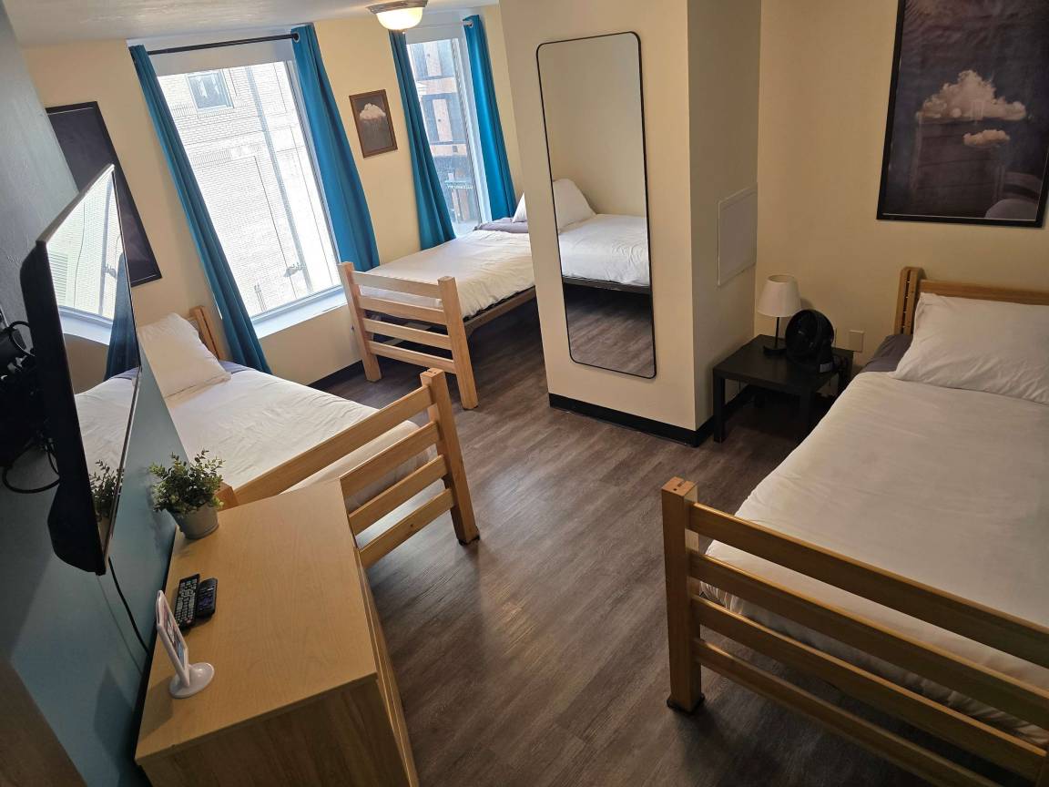 Apartment ∙ 1 Bedroom ∙ 3 Guests - Pittsburgh, PA