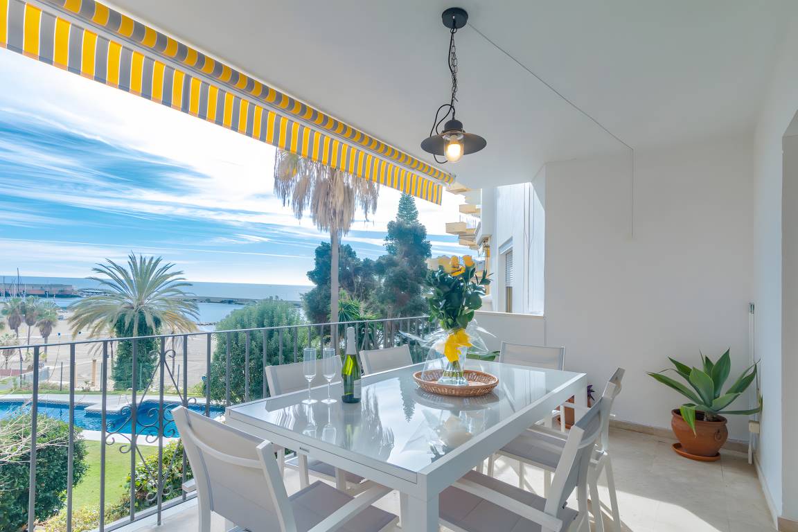 100 M² Apartment ∙ 3 Bedrooms ∙ 6 Guests - Marbella
