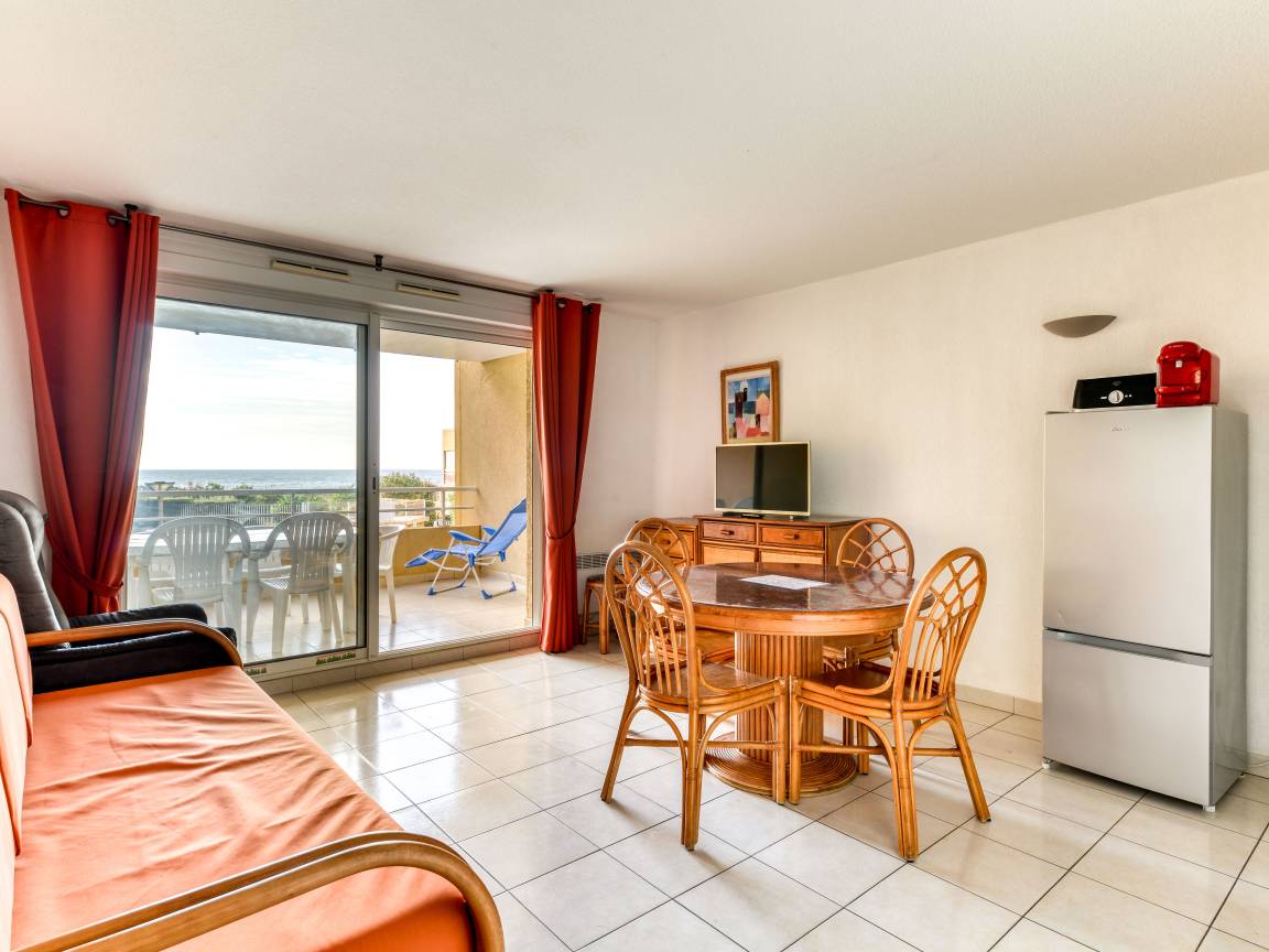 Condo ∙ 1 Bedroom ∙ 6 Guests - Valras-Plage