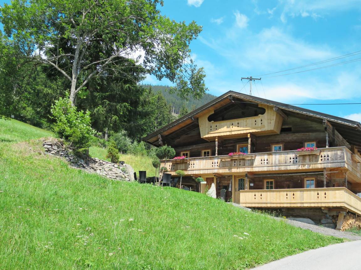 240 M² Huis ∙ 4 Slaapkamers ∙ 10 Gasten - Gerlos