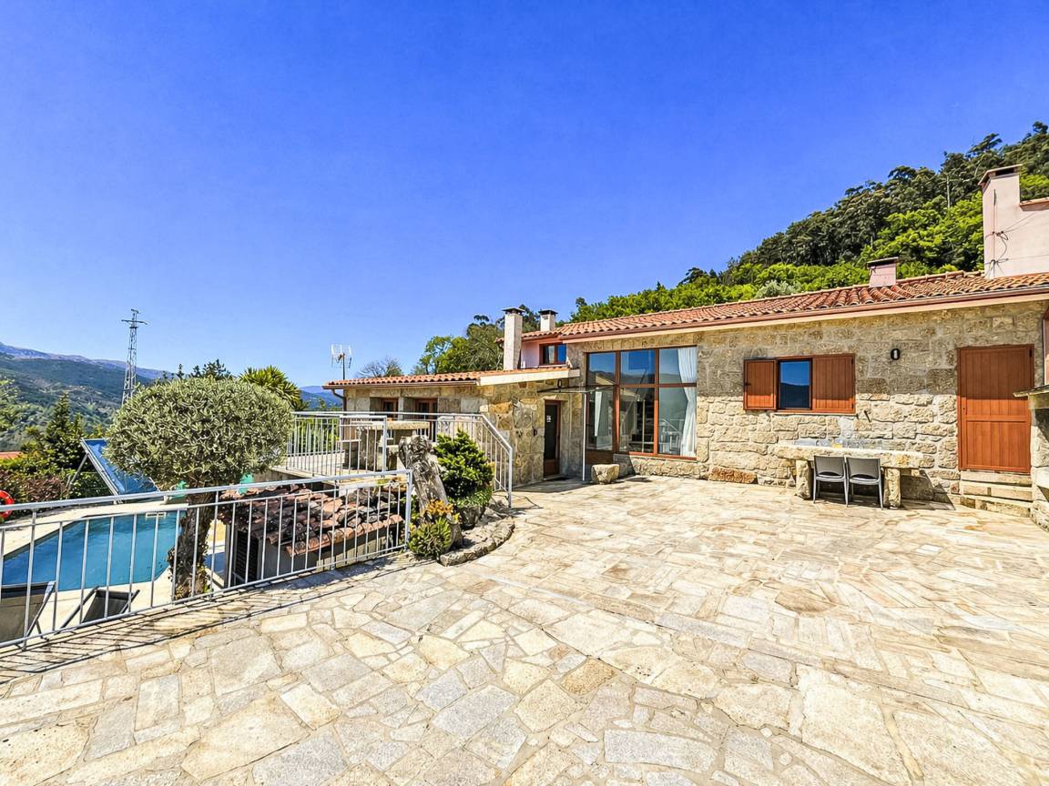 140 M² Maison De Vacances ∙ 2 Chambres ∙ 4 Personnes - Vieira do Minho