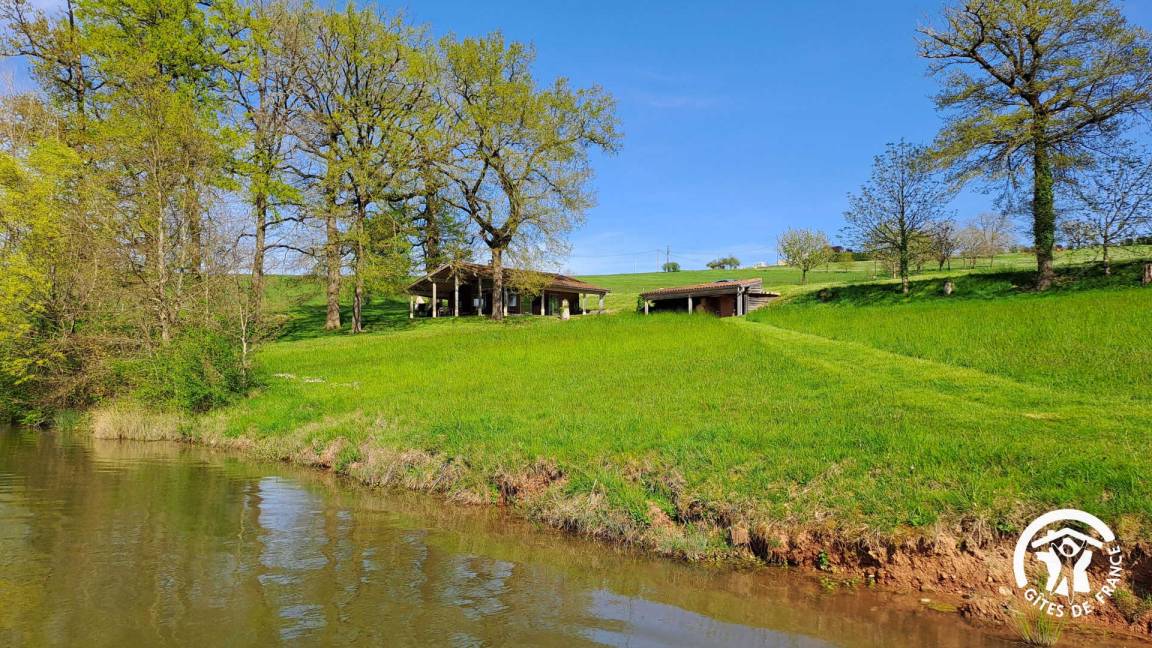 64 M² Gîte ∙ 1 Chambre ∙ 2 Personnes - Tarn