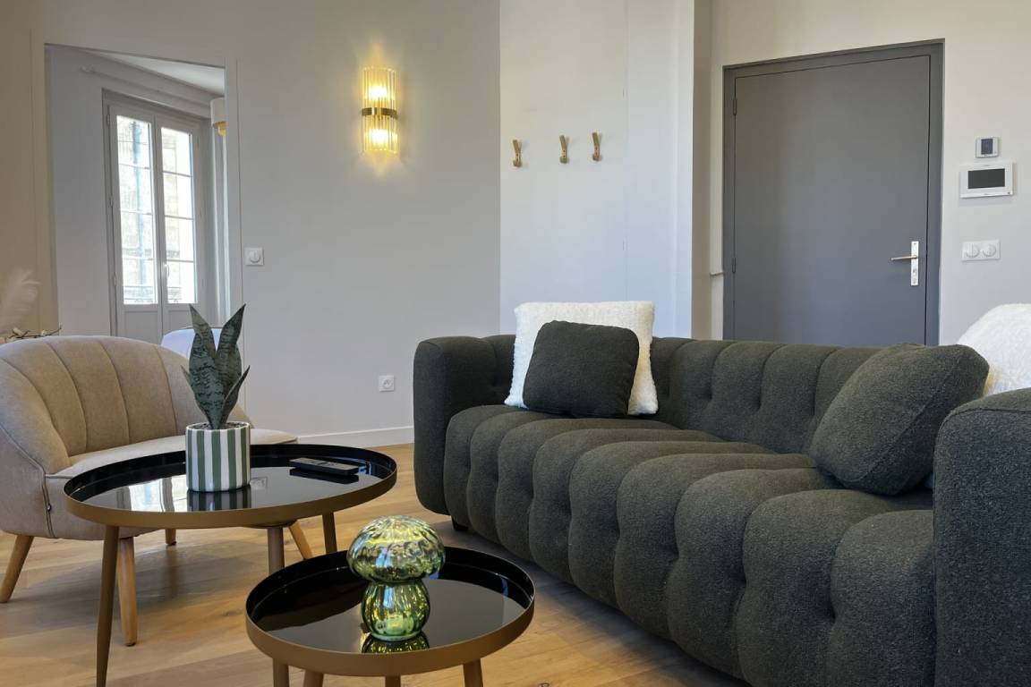 60 M² Apartment ∙ 2 Bedrooms ∙ 4 Guests - Bordeaux