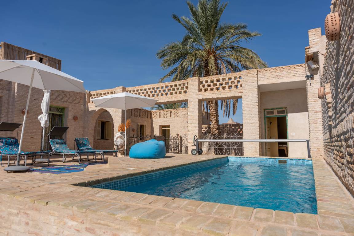 250 M² Villa ∙ 5 Bedrooms ∙ 10 Guests - Tozeur