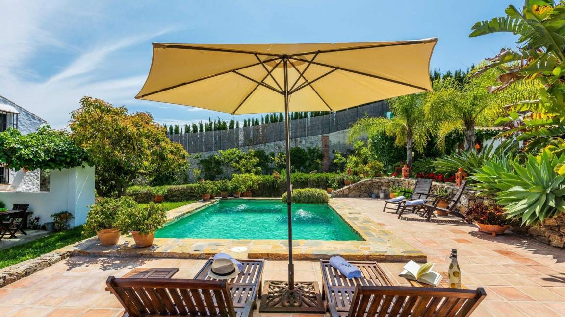 60 M² House ∙ 2 Bedrooms ∙ 4 Guests - Frigiliana