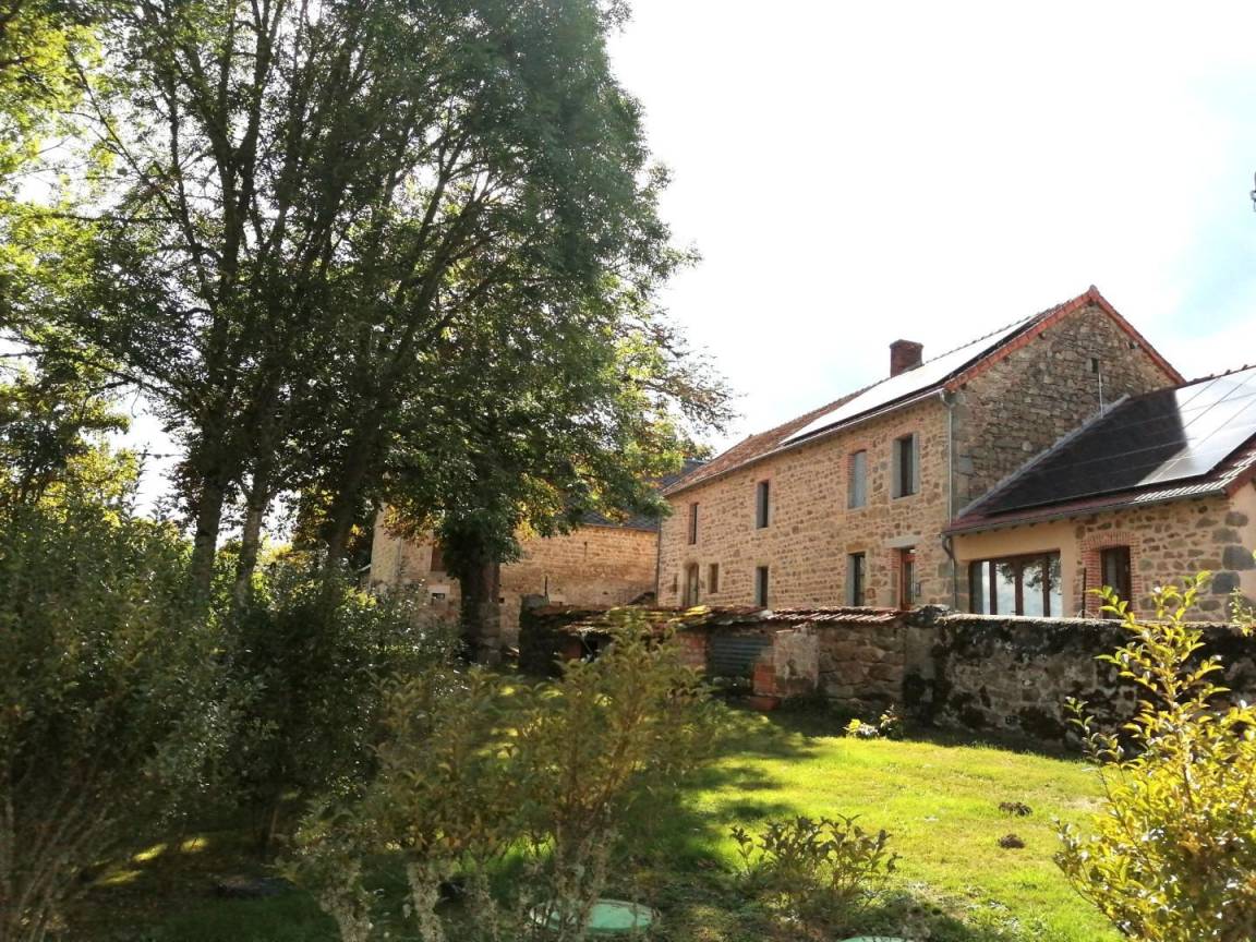 230 M² Gîte ∙ 4 Chambres ∙ 14 Personnes - Puy-de-Dôme