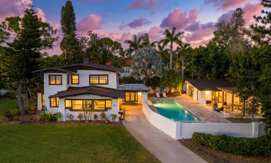 263 M² House ∙ 5 Bedrooms ∙ 13 Guests - Anna Maria Island, FL