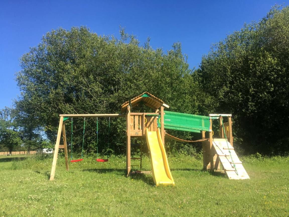 Camping ∙ 1 Chambre ∙ 6 Personnes - Haute-Vienne