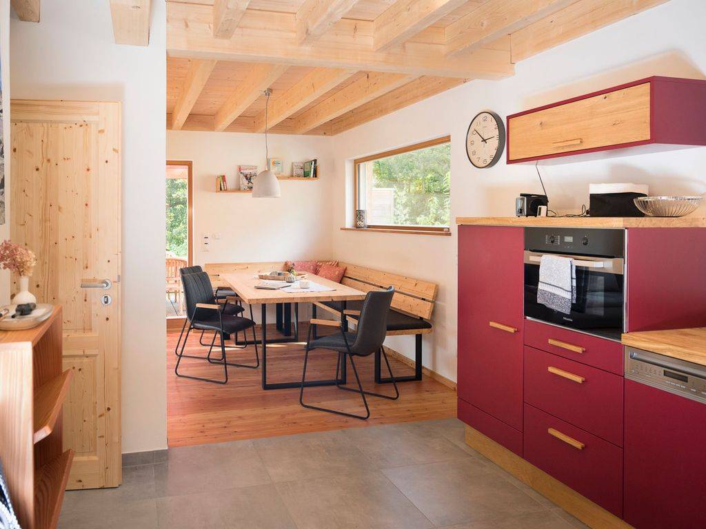 85 M² Ferienwohnung ∙ 2 Schlafzimmer ∙ 8 Gäste - Pottenstein