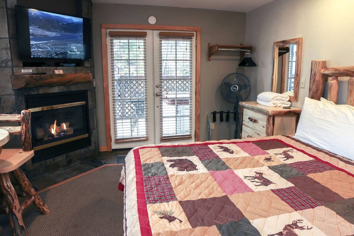 Apartment ∙ 2 Guests - Estes Park, CO