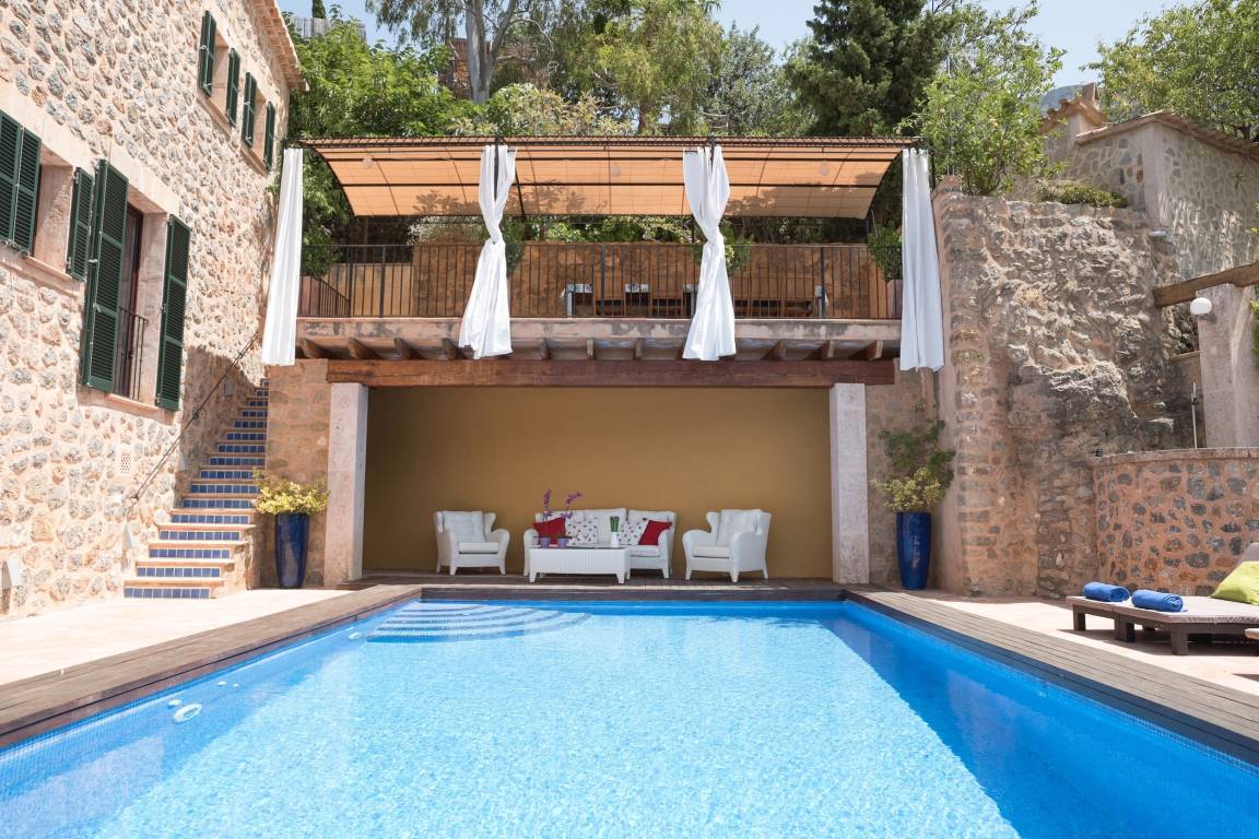 175 M² Villa ∙ 4 Bedrooms ∙ 8 Guests - Deià