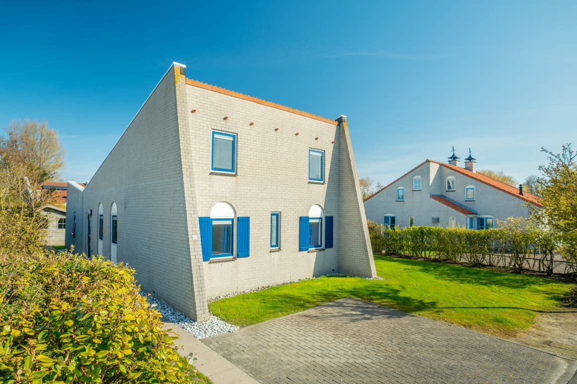 105 M² Huis ∙ 4 Slaapkamers ∙ 8 Gasten - Zierikzee