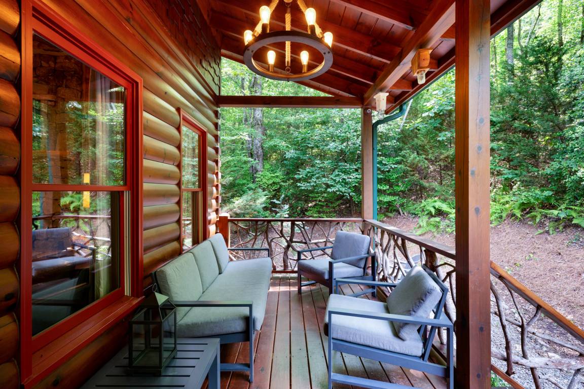 193 M² Cabin ∙ 3 Bedrooms ∙ 8 Guests - Blue Ridge, GA