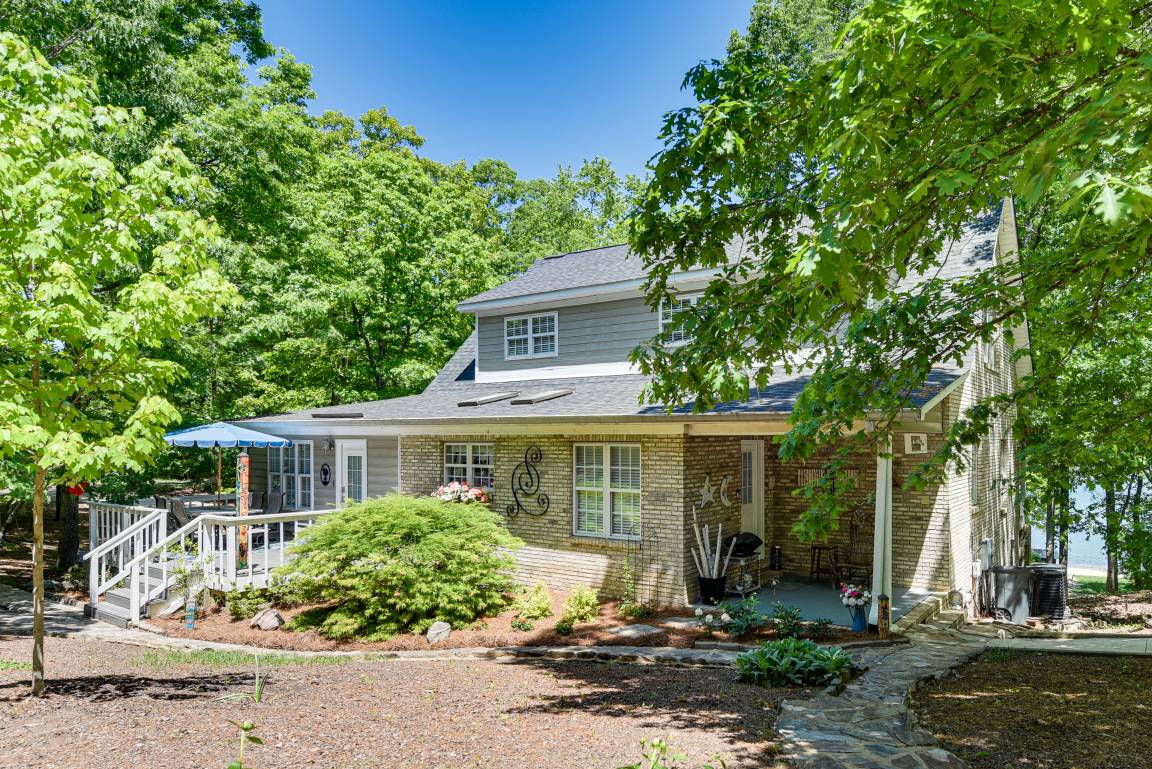 195 M² House ∙ 3 Bedrooms ∙ 6 Guests - Lake Wylie, SC