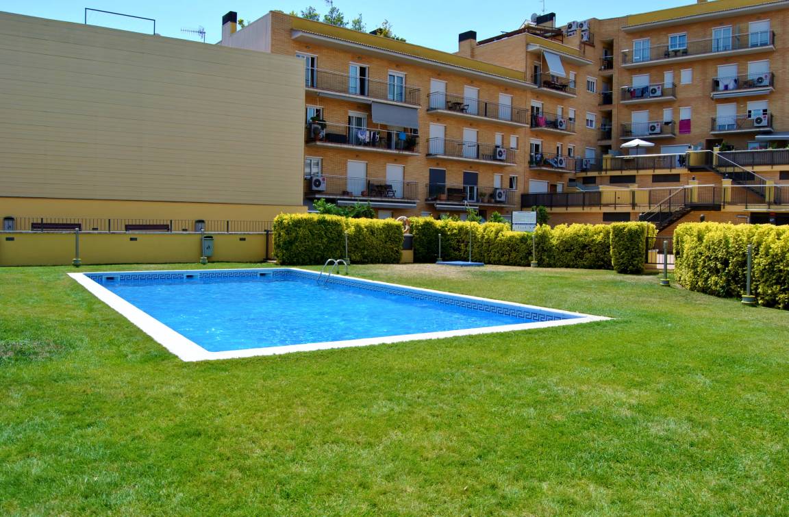 75 M² Appartement ∙ 3 Chambres ∙ 5 Personnes - Calella