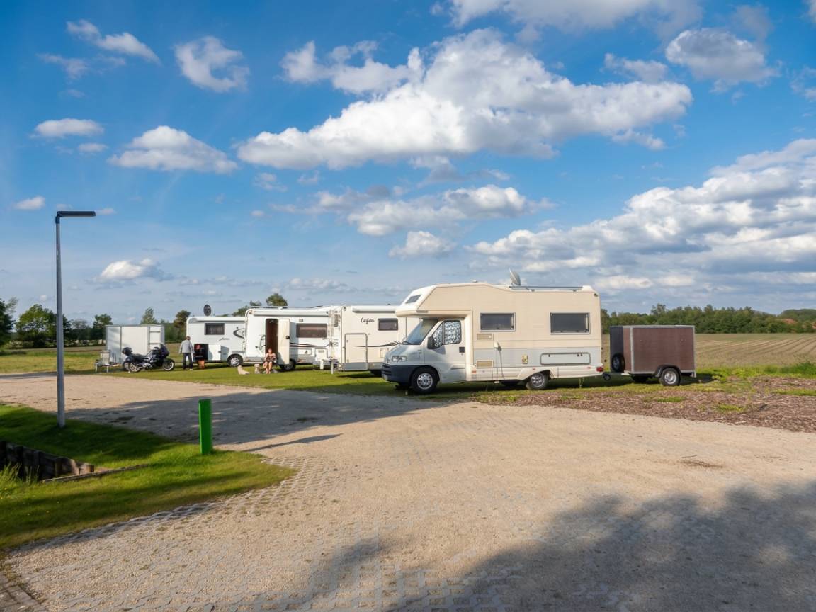 Camping ∙ 1 Bedroom ∙ 6 Guests - Retie
