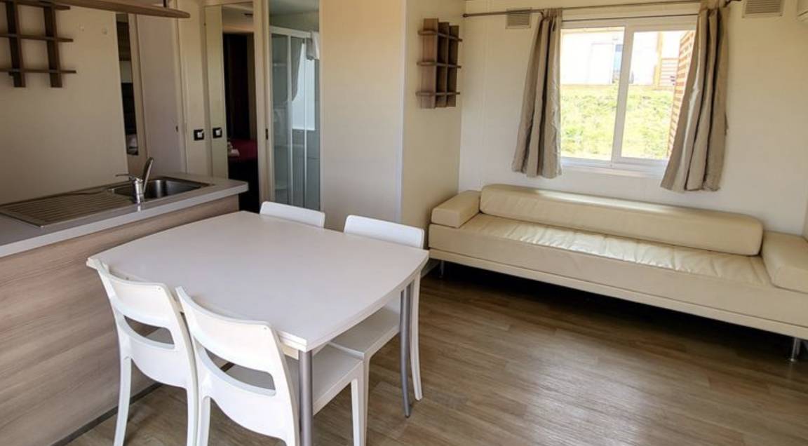 30 M² Talo ∙ 2 Makuuhuonetta ∙ 4 Vierasta - Arezzo