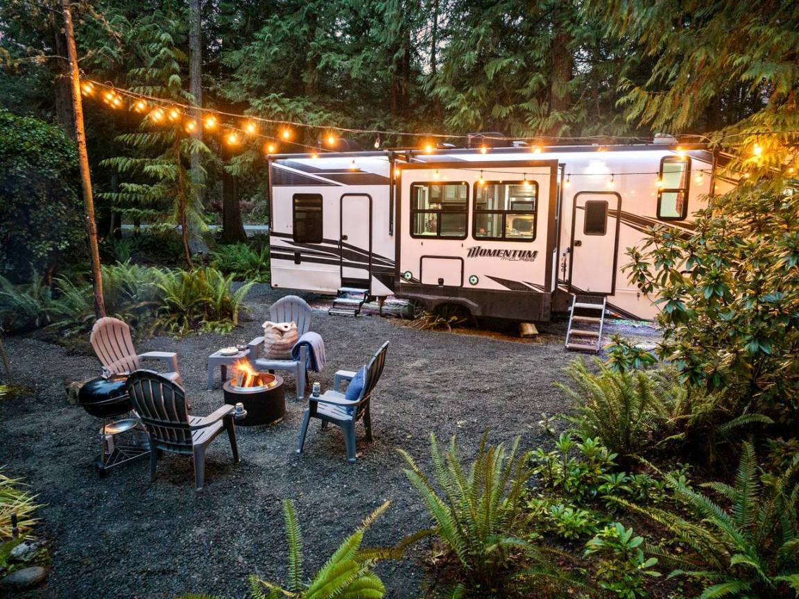 Caravan ∙ 2 Bedrooms ∙ 3 Guests - Sequim, WA