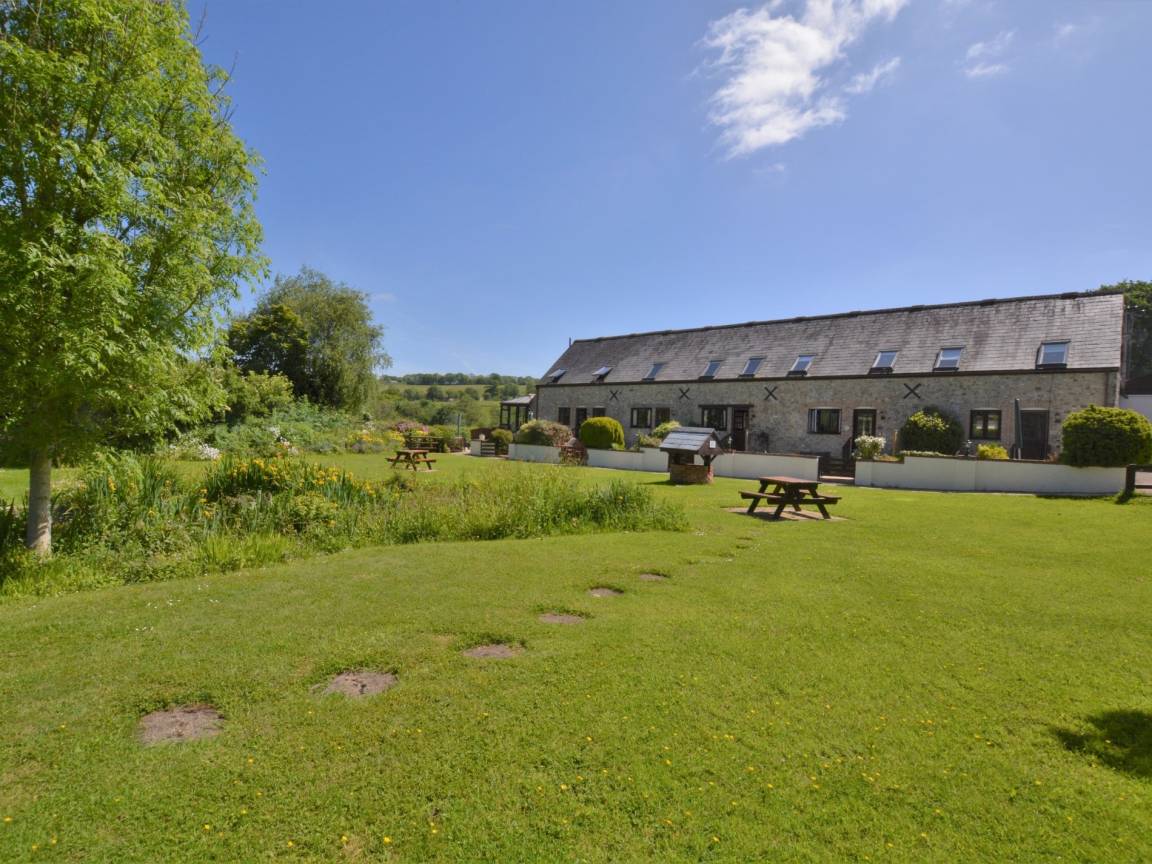 Cottage ∙ 1 Bedroom ∙ 2 Guests - Axminster