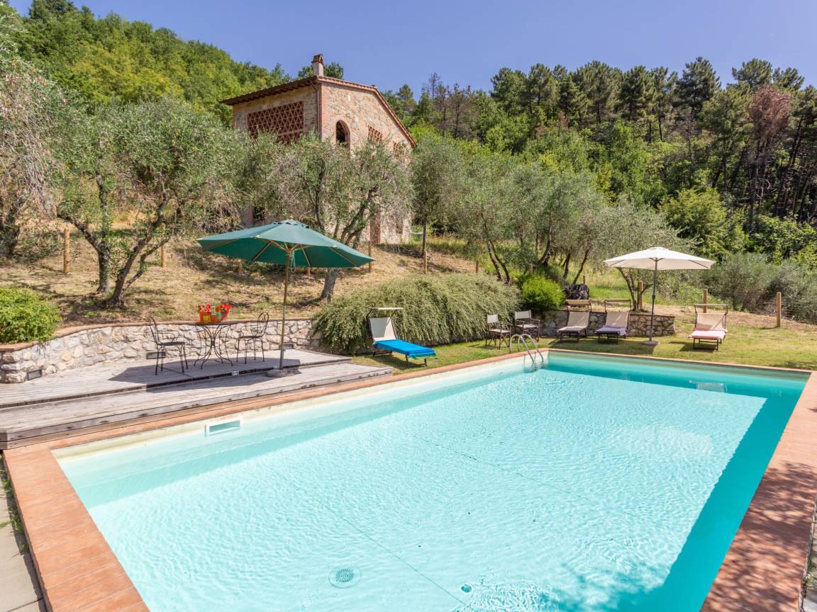 80 M² House ∙ 2 Bedrooms ∙ 4 Guests - Lucca