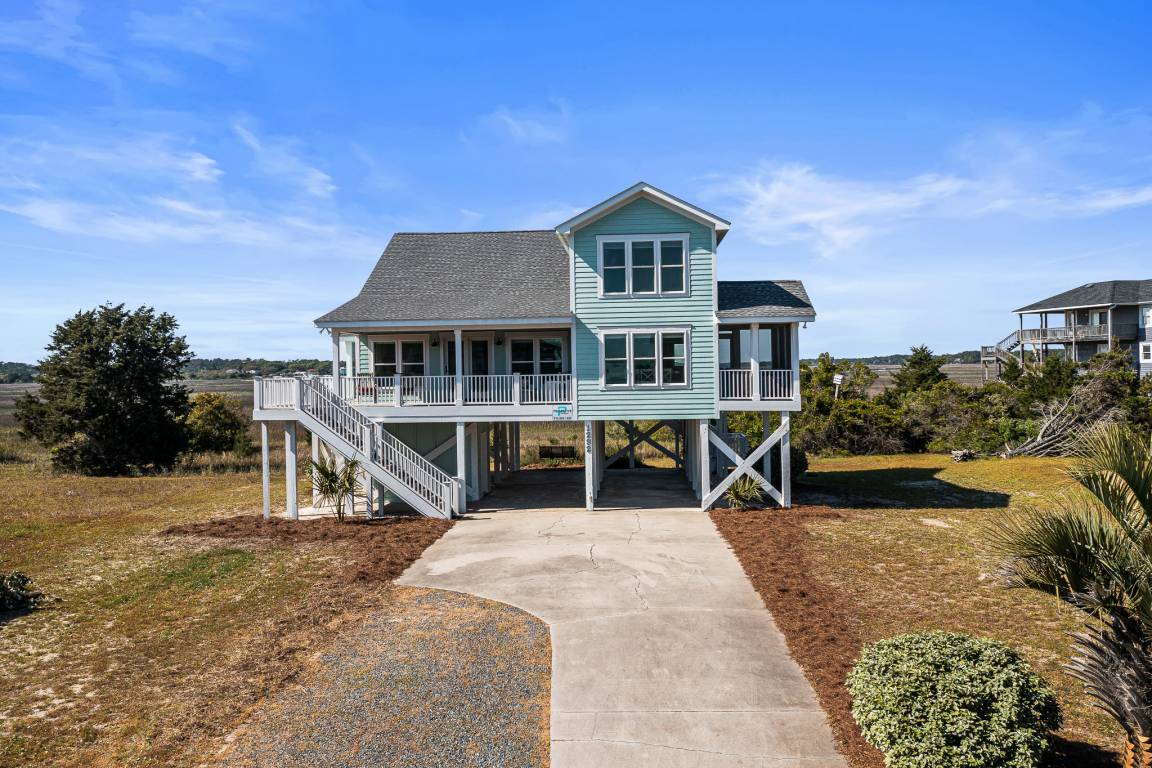 168 M² House ∙ 4 Bedrooms ∙ 12 Guests - Holden Beach, NC
