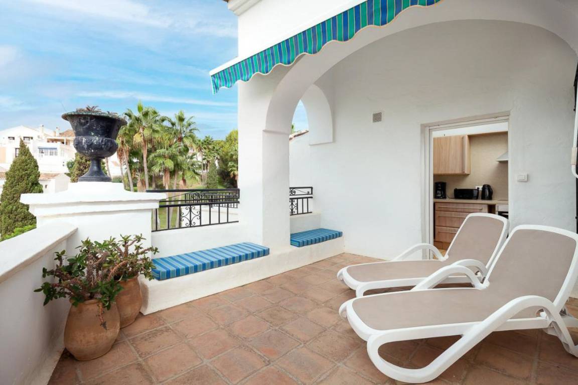 77 M² Apartamento ∙ 3 Habitaciones ∙ 6 Huéspedes - Nerja