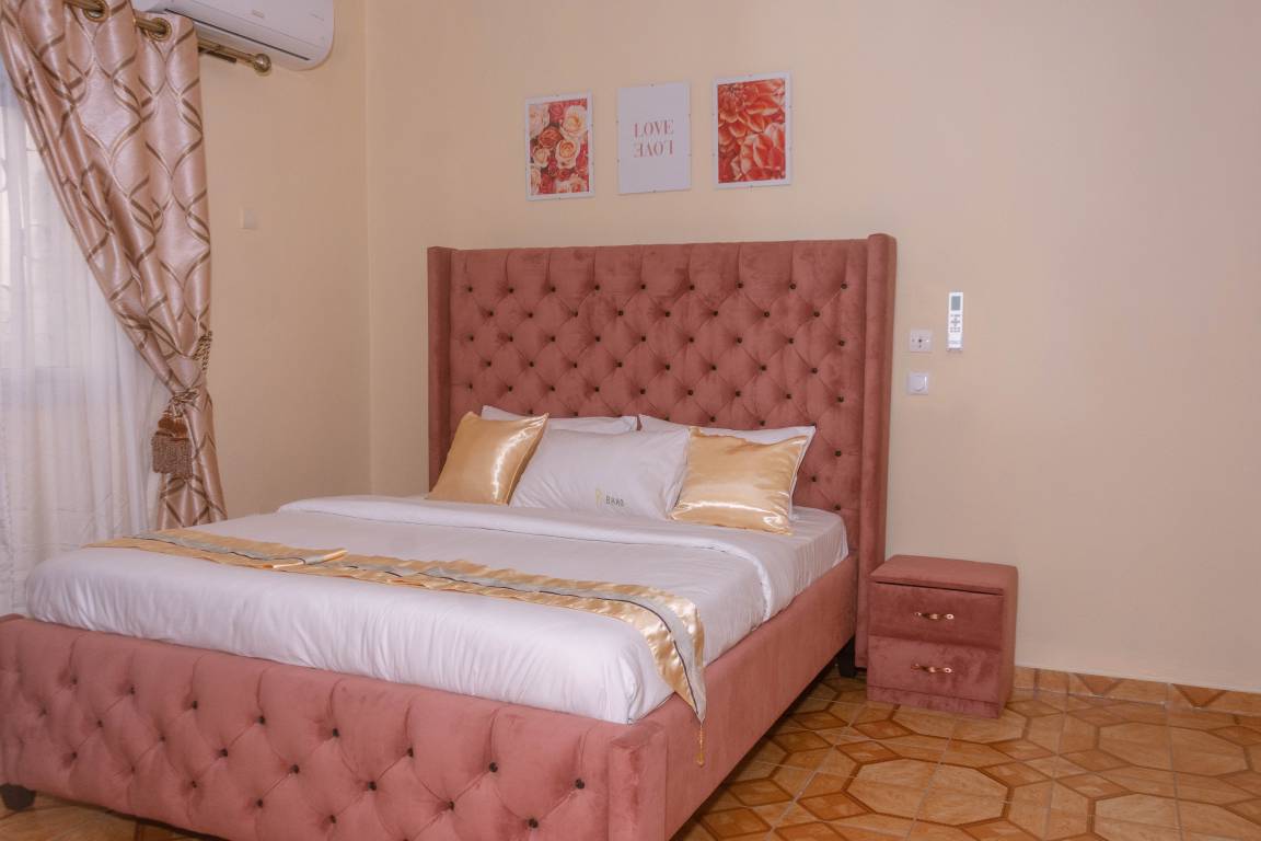 80 M² Apartment ∙ 2 Bedrooms ∙ 2 Guests - Douala