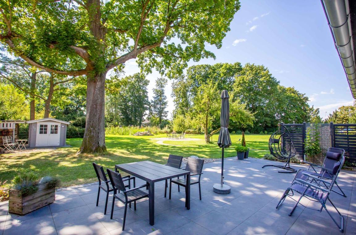 105 M² Ferienhaus ∙ 1 Schlafzimmer ∙ 2 Gäste - Klink