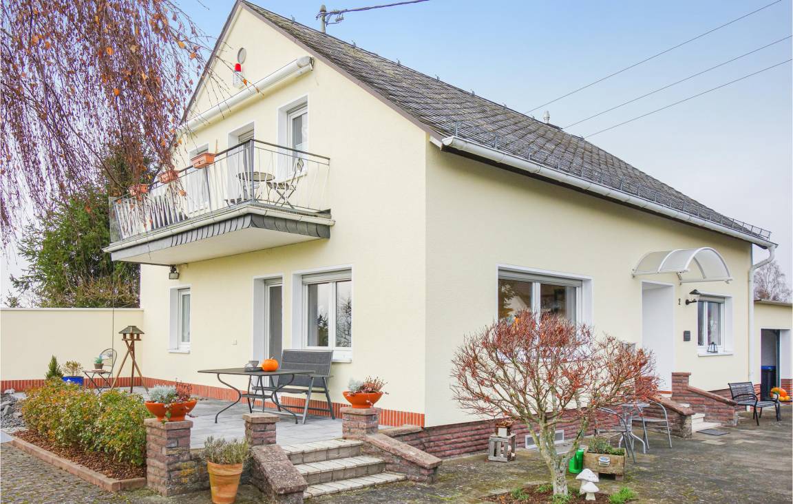 130 M² Ferienhaus ∙ 3 Schlafzimmer ∙ 5 Gäste - Adenau