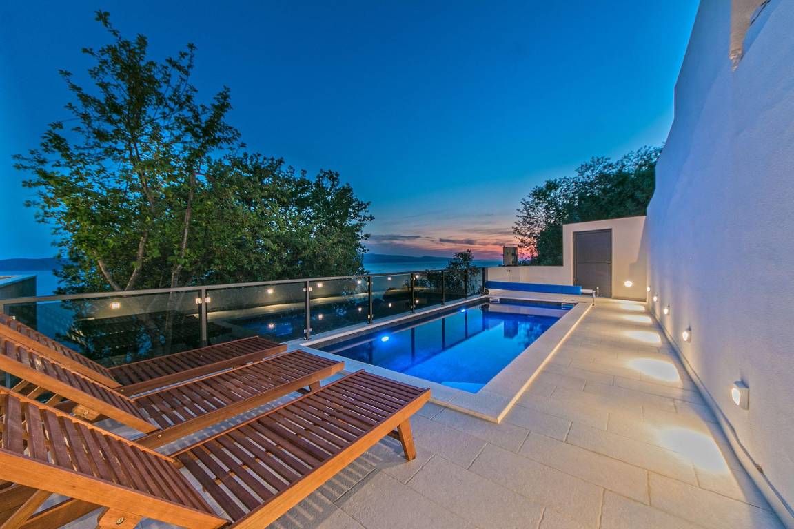 140 M² Ferienhaus ∙ 3 Schlafzimmer ∙ 5 Gäste - Brela