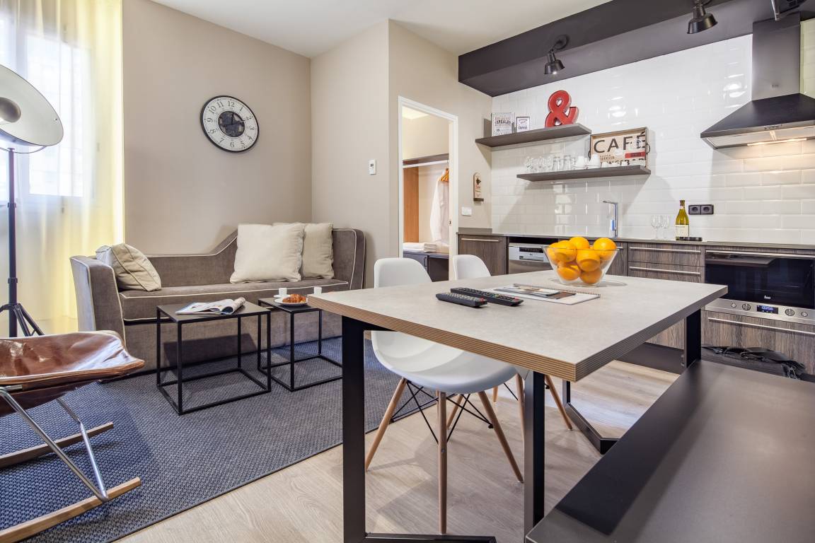 44 M² Appartamento ∙ 2 Camere Da Letto ∙ 4 Ospiti - Montgat