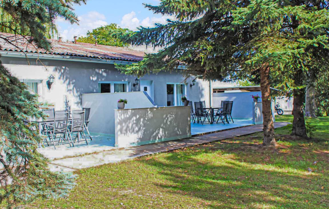 40 M² Ferienwohnung ∙ 1 Schlafzimmer ∙ 2 Gäste - Malchin