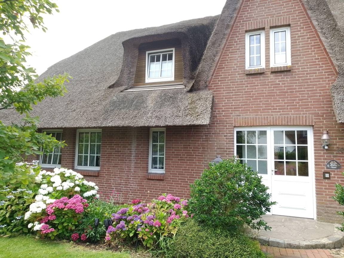 65 M² Apartment ∙ 2 Bedrooms ∙ 4 Guests - Sylt