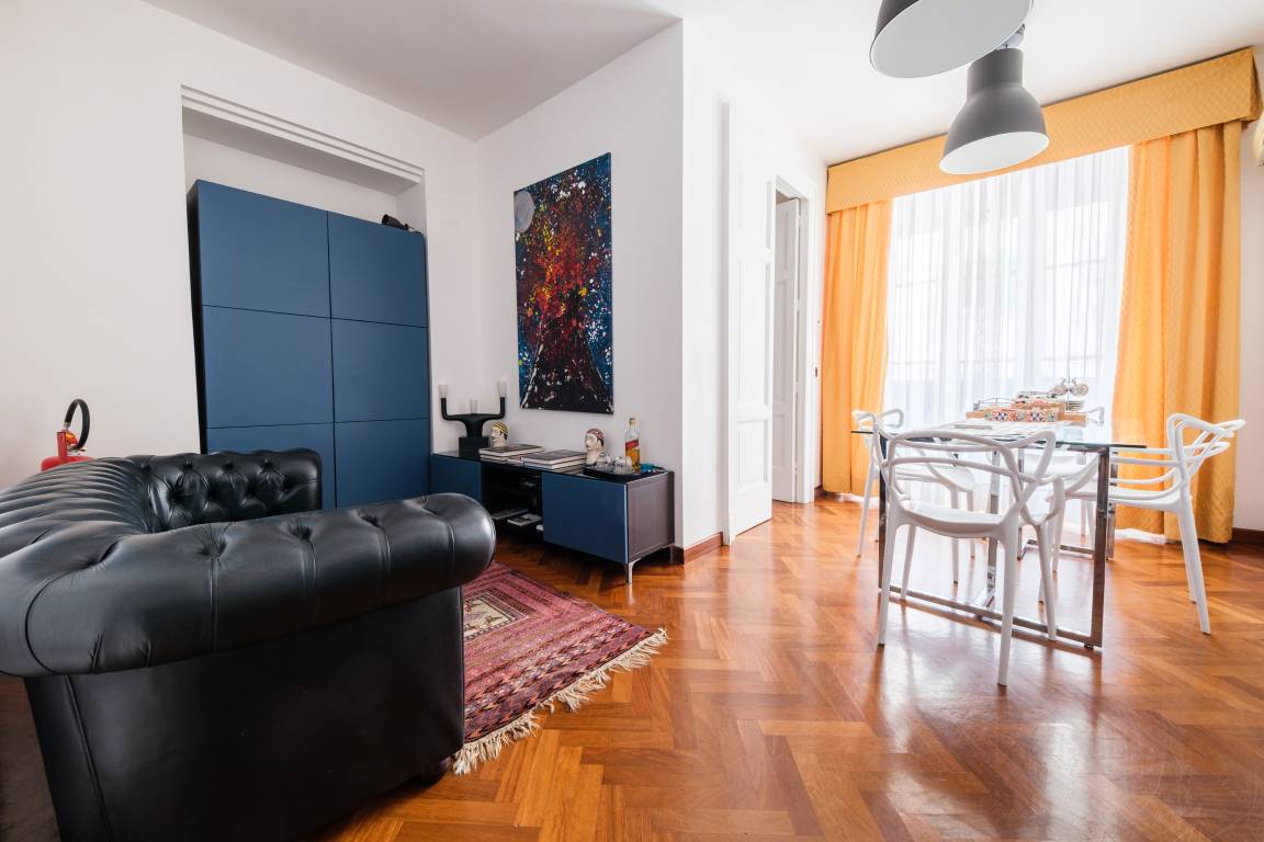 80 M² Appartement ∙ 2 Slaapkamers ∙ 4 Gasten - Messina