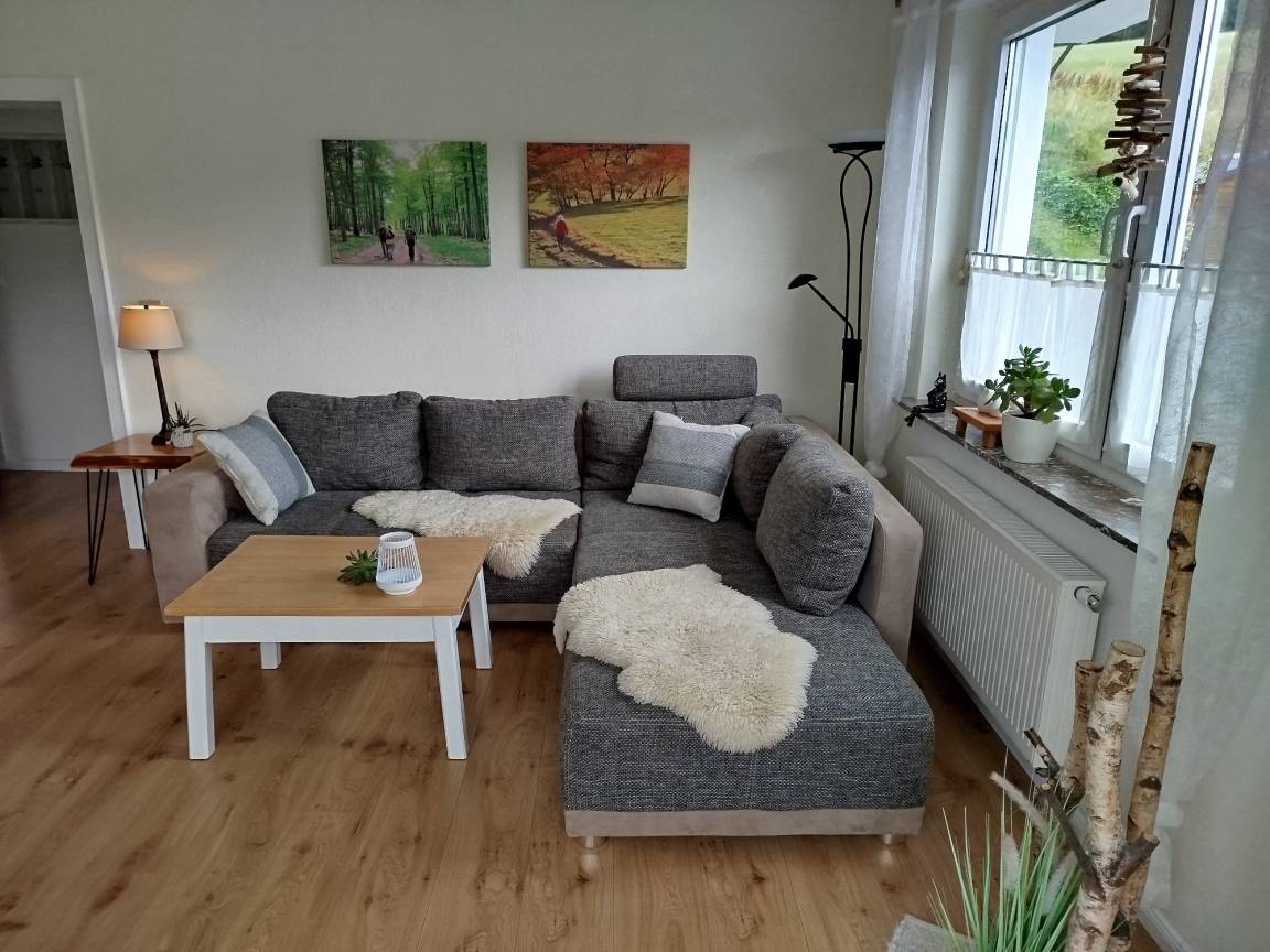 73 M² Apartment ∙ 2 Bedrooms ∙ 5 Guests - Kirchhundem