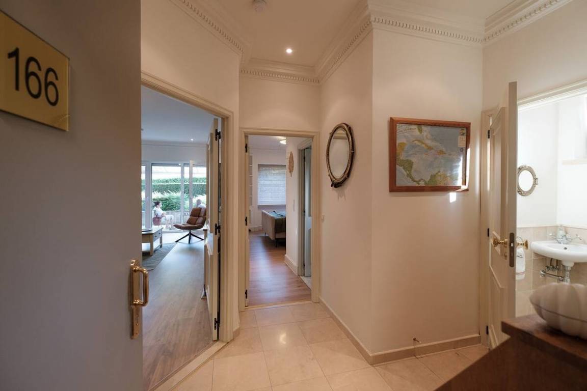 70 M² Appartement ∙ 1 Chambre ∙ 2 Personnes - Gand