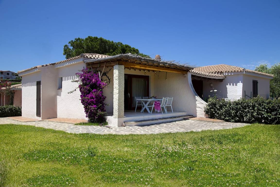 50 M² Ferienhaus ∙ 2 Schlafzimmer ∙ 4 Gäste - Arzachena