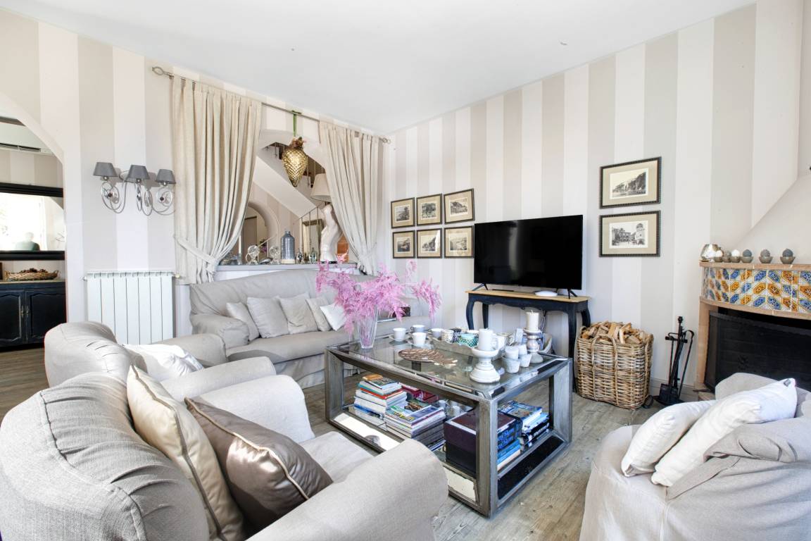130 M² Ferienwohnung ∙ 3 Schlafzimmer ∙ 8 Gäste - Sorrent