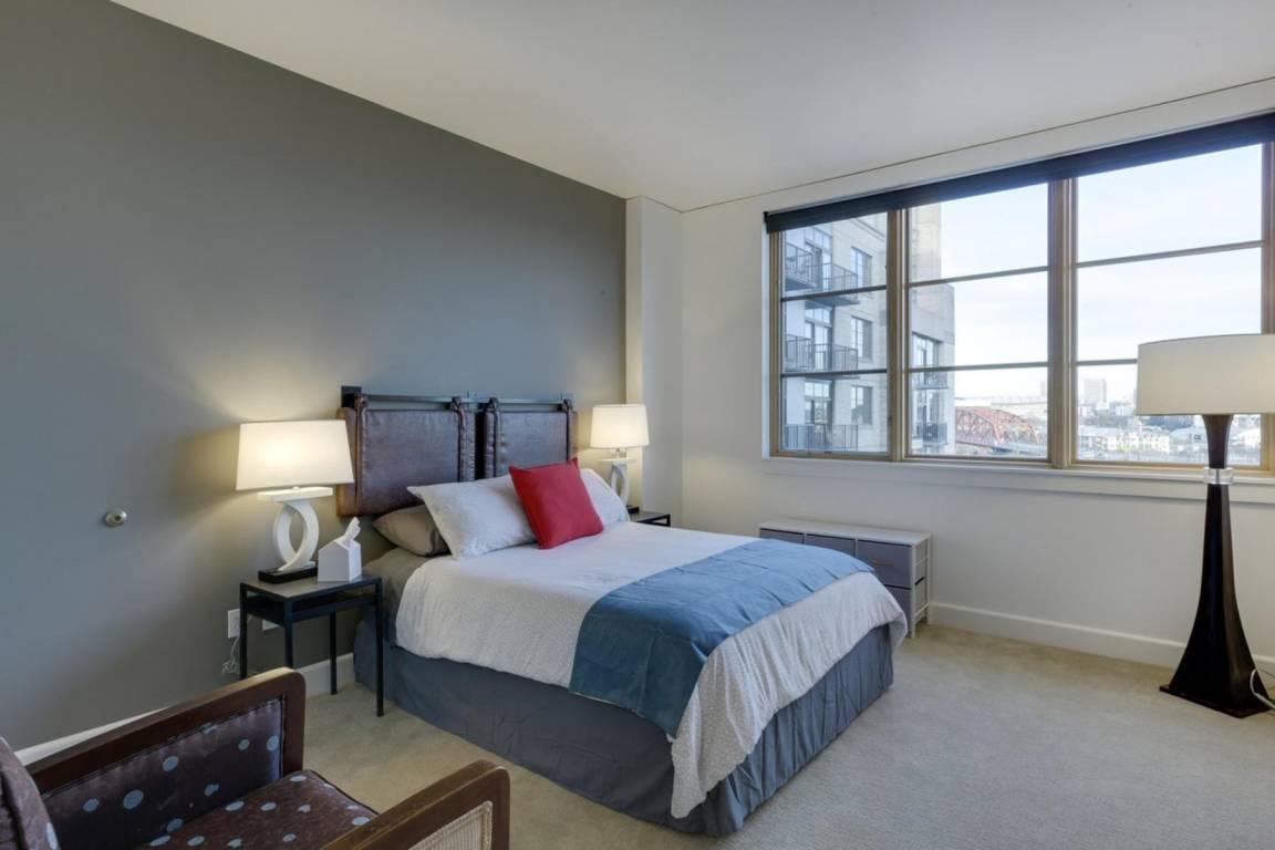79 M² Apartment ∙ 1 Bedroom ∙ 4 Guests - Portland, OR