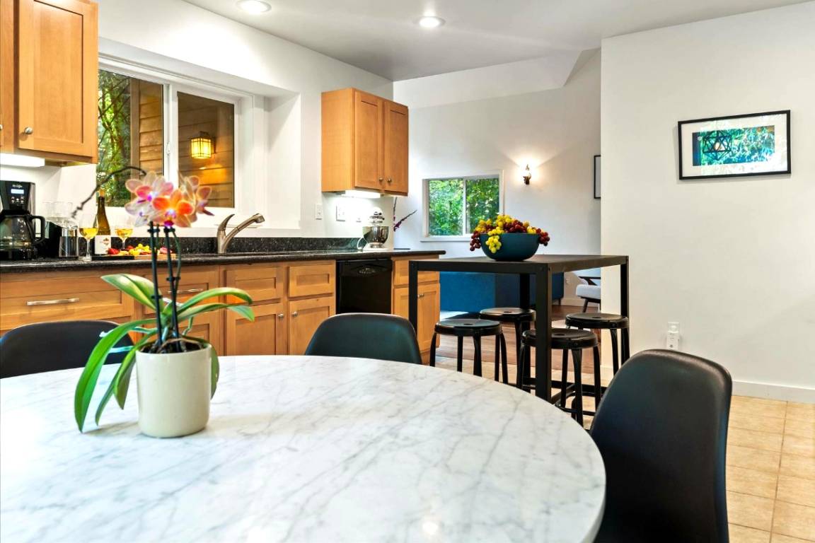 129 M² House ∙ 3 Bedrooms ∙ 6 Guests - Guerneville, CA