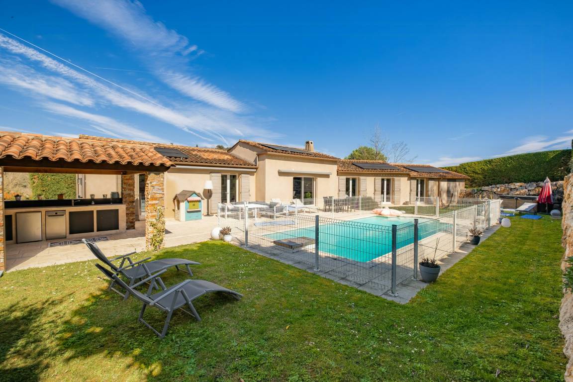 160 M² Maison De Vacances ∙ 3 Chambres ∙ 6 Personnes - Grasse