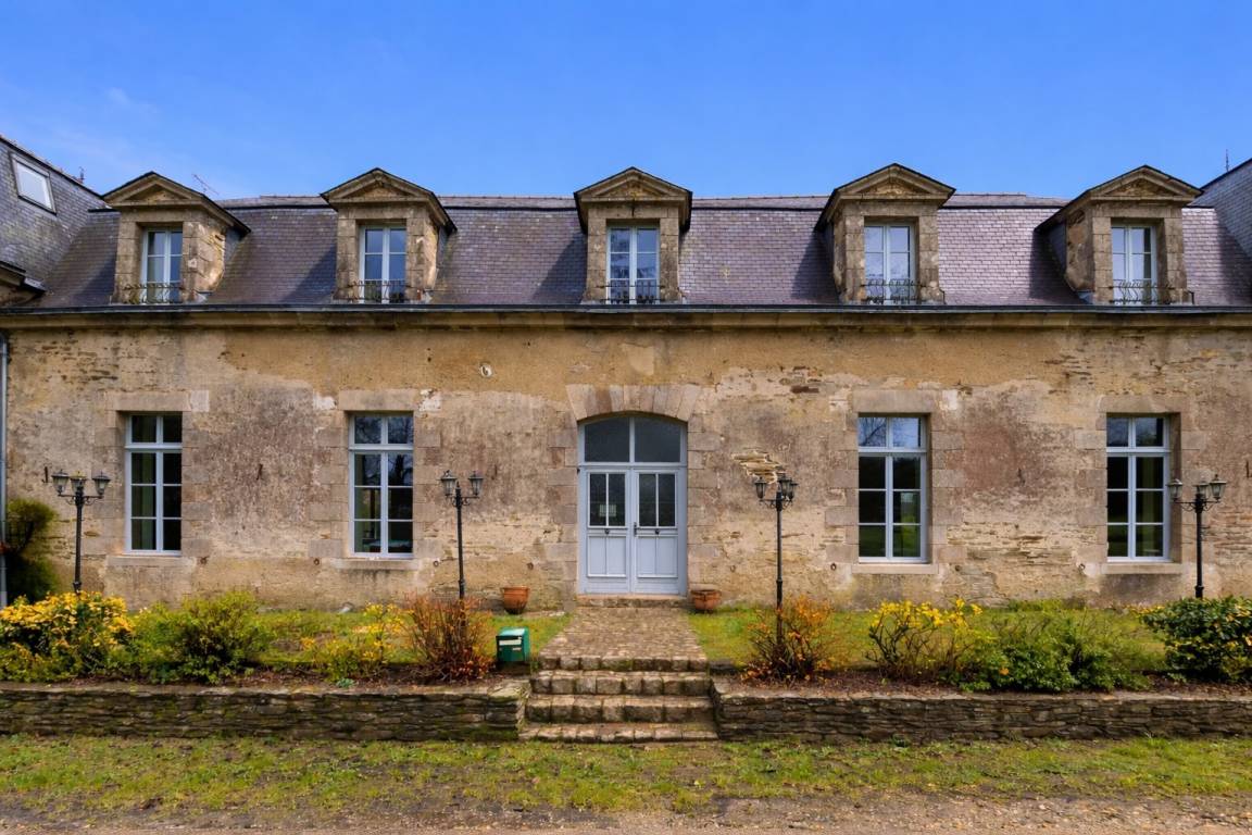 380 M² Maison De Vacances ∙ 4 Chambres ∙ 15 Personnes - Ploërmel