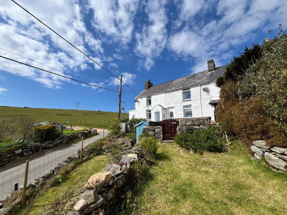 Cottage ∙ 2 Bedrooms ∙ 4 Guests - Llŷn Peninsula