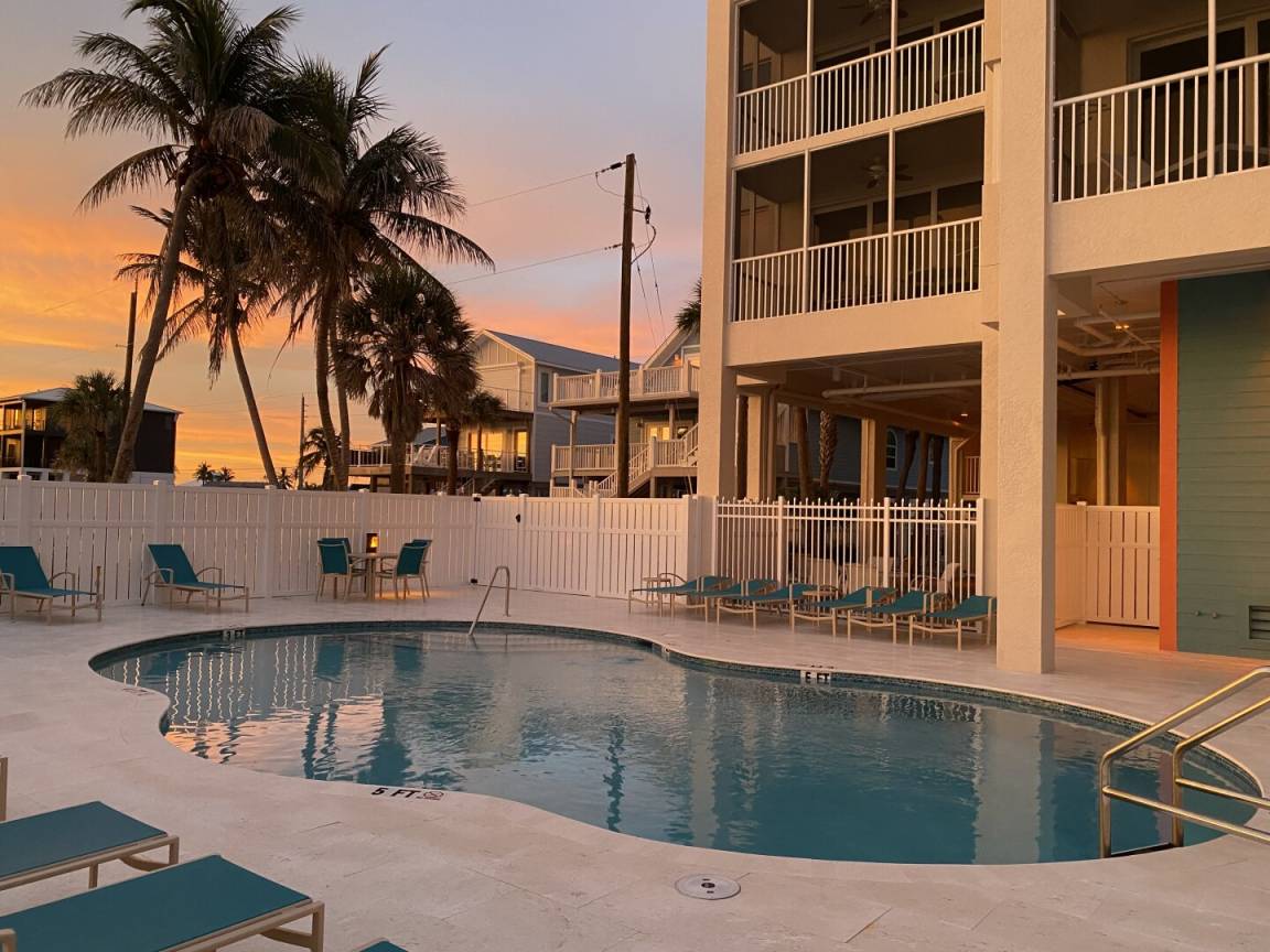 84 M² Huoneisto ∙ 2 Makuuhuonetta ∙ 6 Vierasta - Fort Myers Beach, FL