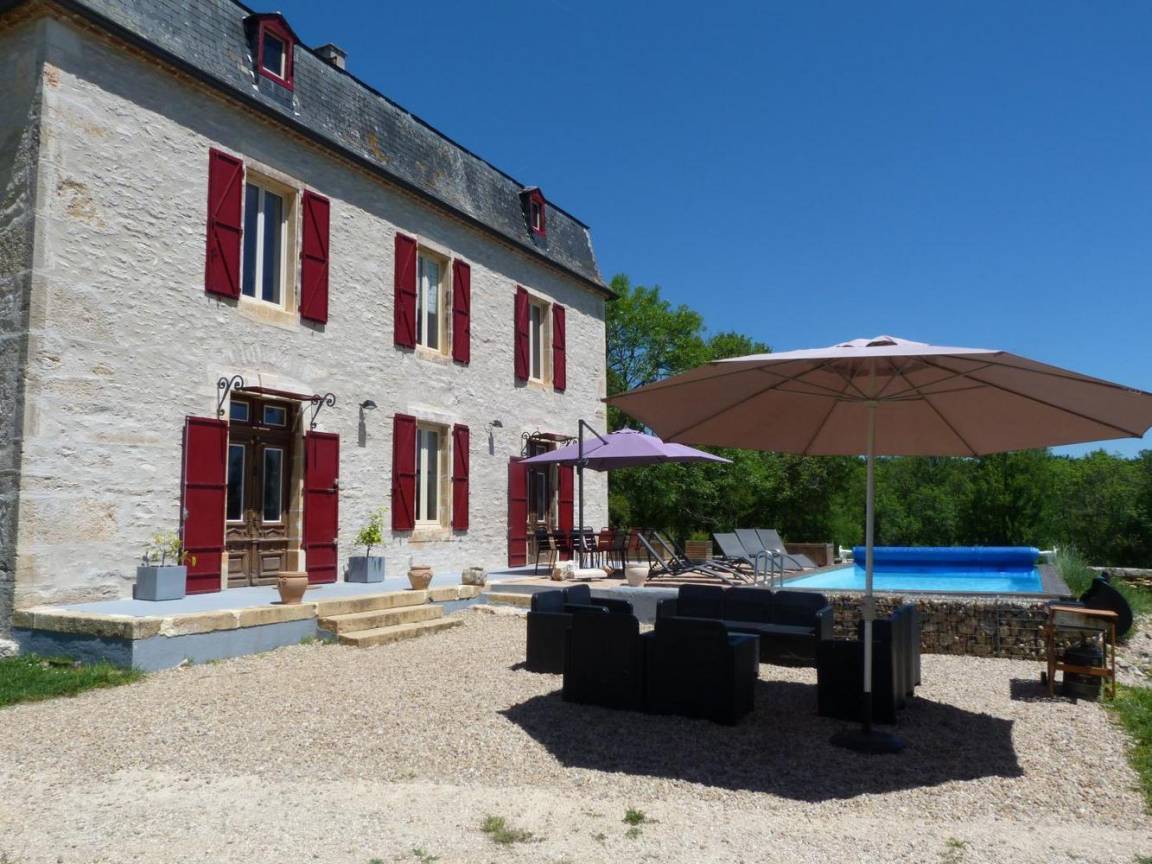 200 M² Gîte ∙ 4 Chambres ∙ 8 Personnes - Saint-Cirq-Lapopie