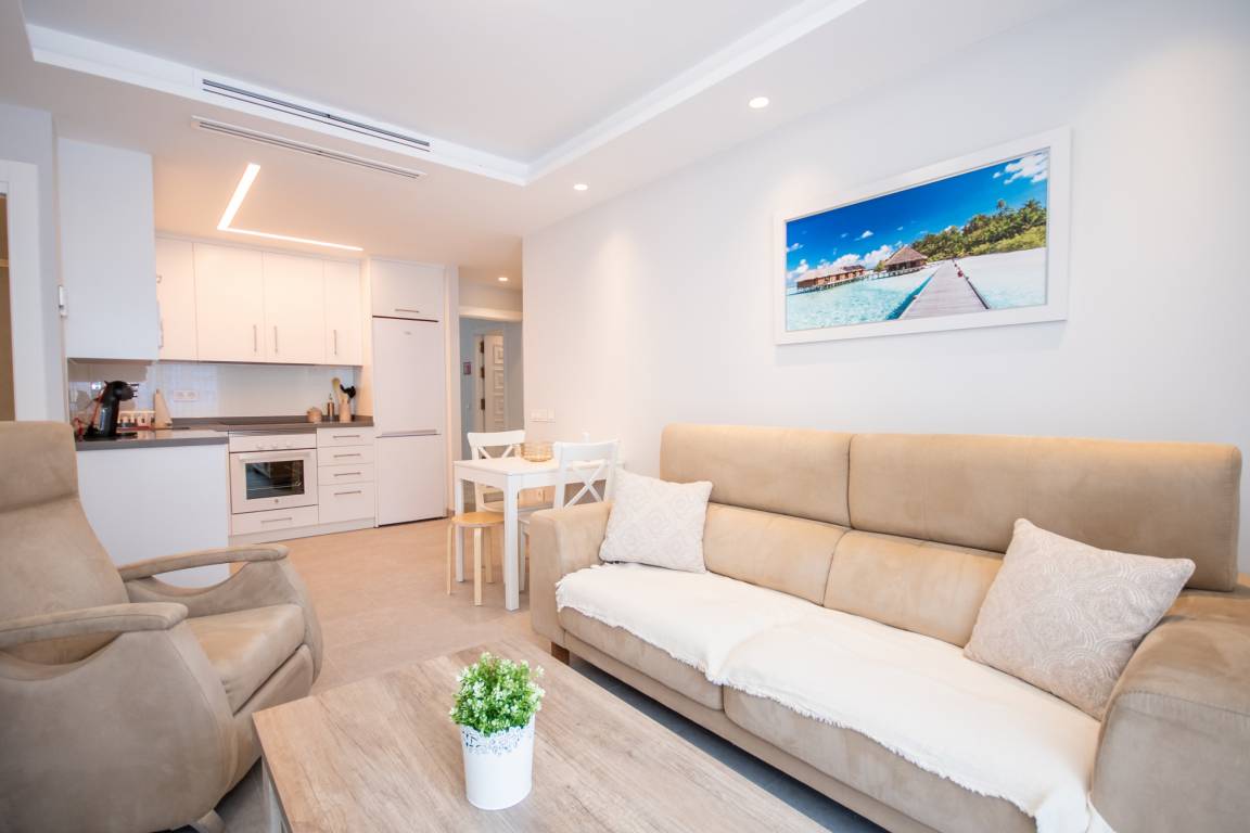 60 M² Appartement ∙ 2 Chambres ∙ 4 Personnes - Benalmádena