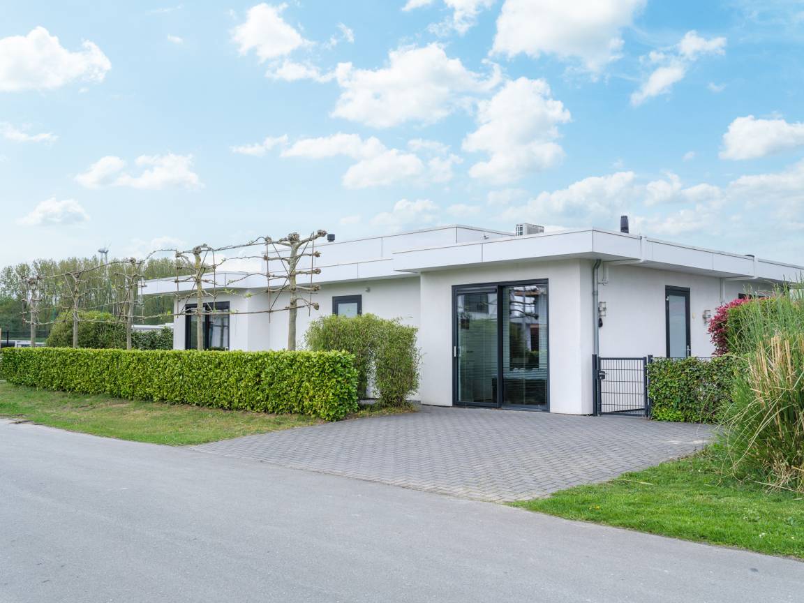 125 M² Bungalow ∙ 3 Slaapkamers ∙ 6 Gasten - Zeewolde