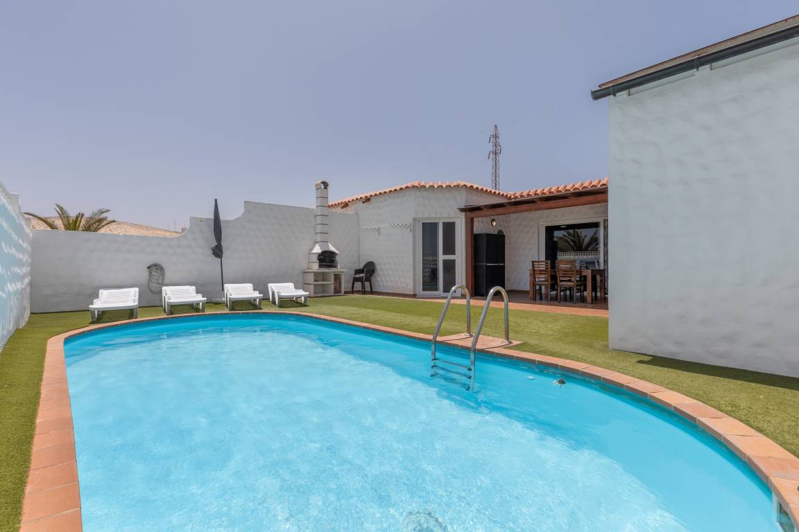 79 M² House ∙ 2 Bedrooms ∙ 4 Guests - Costa Calma